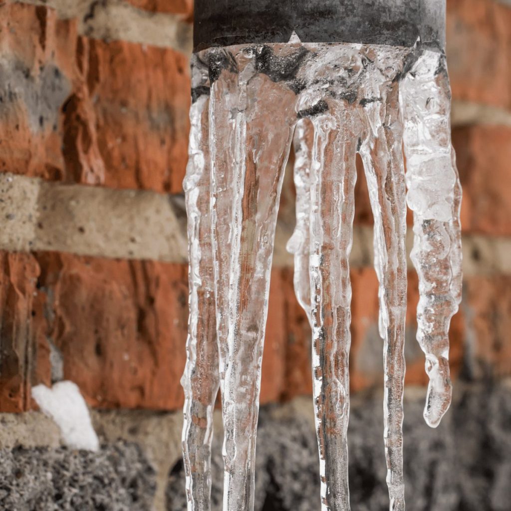 5 Tips to Prevent Frozen Pipes | reynoldsrestoration